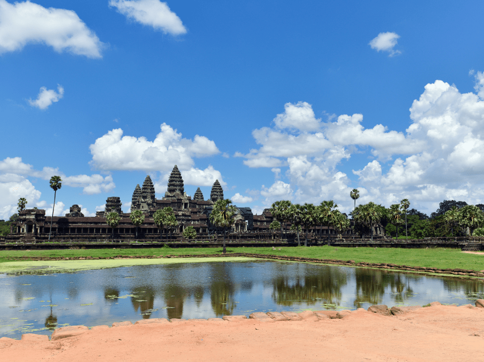 Best Hiking Trails Around Angkor Wat | Vespa Adventures (Korea)